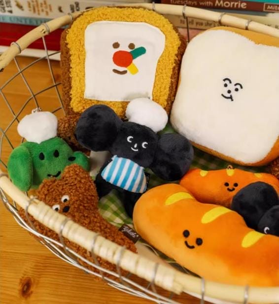 Tailor Your Hug: The Magic of Plush Toys Custom Made - YCSSYQ